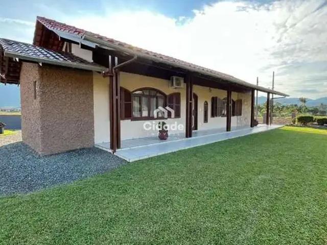 Casa / Sobrado para Venda em Rio dos Cedros/SC Pomeranos 4 Quartos