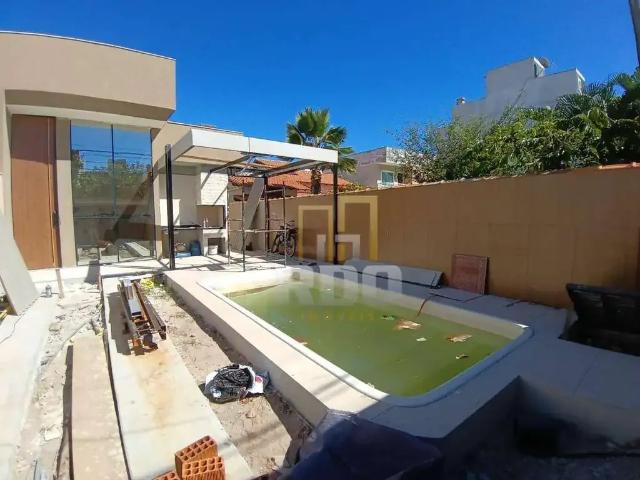 Casa / Sobrado para Venda em Rio das Ostras/RJ Ouro Verde 3 Quartos