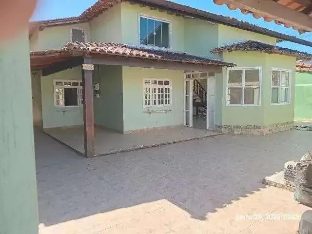 Casa / Sobrado para Venda em Rio das Ostras/RJ Ouro Verde 4 Quartos