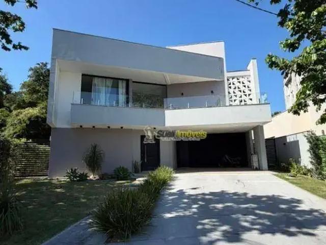 Casa / Sobrado para Venda em Rio das Ostras/RJ Alphaville 4 Quartos