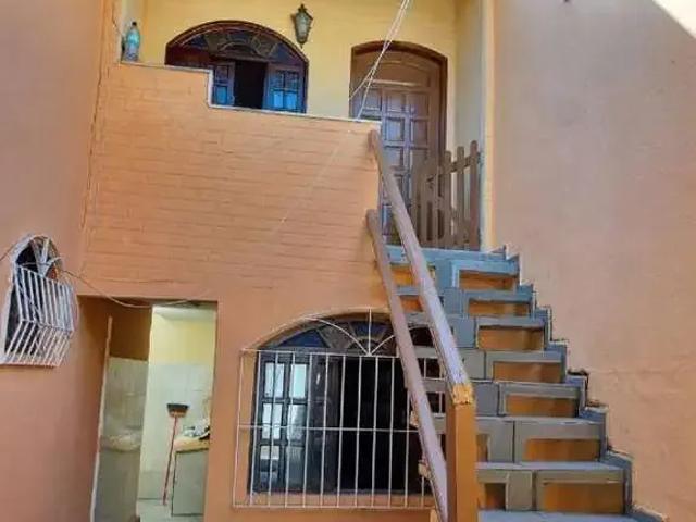 Casa / Sobrado para Venda em Rio das Ostras/RJ Centro 4 Quartos