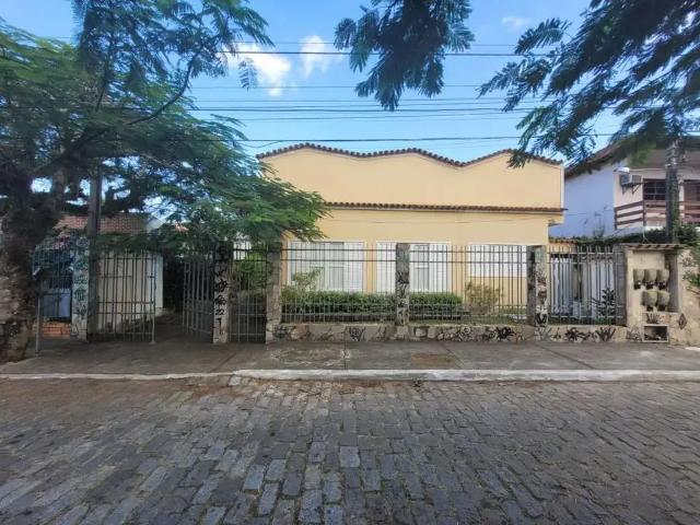 Casa / Sobrado para Venda em Rio das Ostras/RJ Centro 2 Quartos