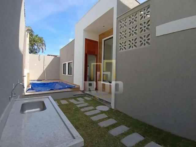 Casa / Sobrado para Venda em Rio das Ostras/RJ Cidade Praiana 3 Quartos