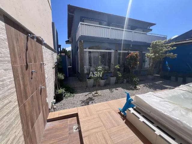 Casa / Sobrado para Venda em Rio das Ostras/RJ Condomínio Porto Seguro 5 Quartos