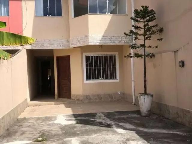 Casa / Sobrado para Venda em Rio das Ostras/RJ Costazul 3 Quartos