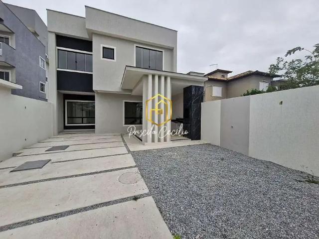 Casa / Sobrado para Venda em Rio das Ostras/RJ Costazul 3 Quartos