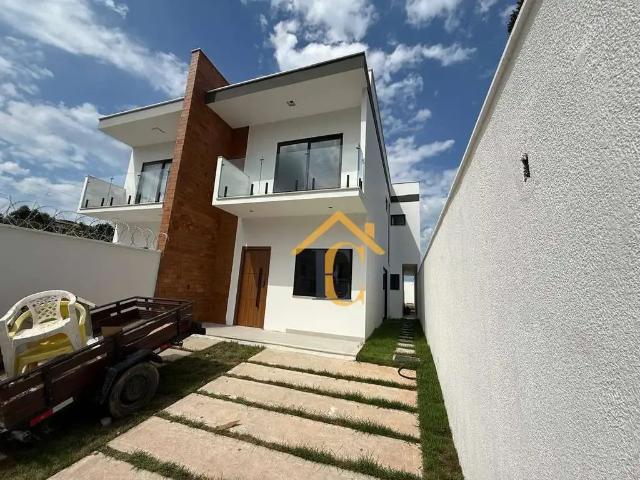 Casa / Sobrado para Venda em Rio das Ostras/RJ Costazul 4 Quartos