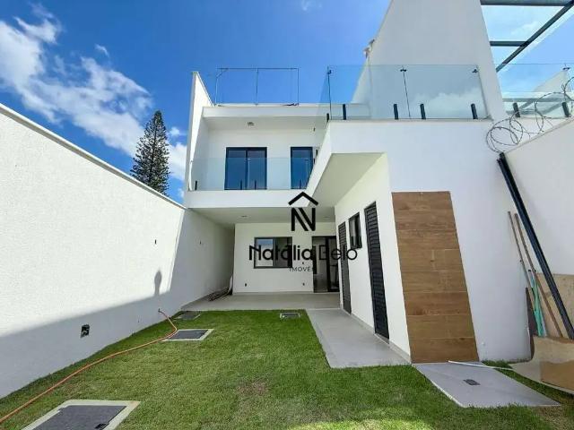 Casa / Sobrado para Venda em Rio das Ostras/RJ Costazul 4 Quartos