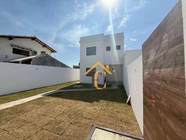 Casa / Sobrado para Venda em Rio das Ostras/RJ Extensão do Bosque 4 Quartos
