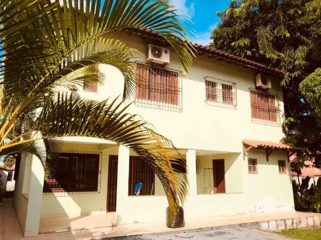Casa / Sobrado para Venda em Rio das Ostras/RJ Extensão do Bosque 6 Quartos