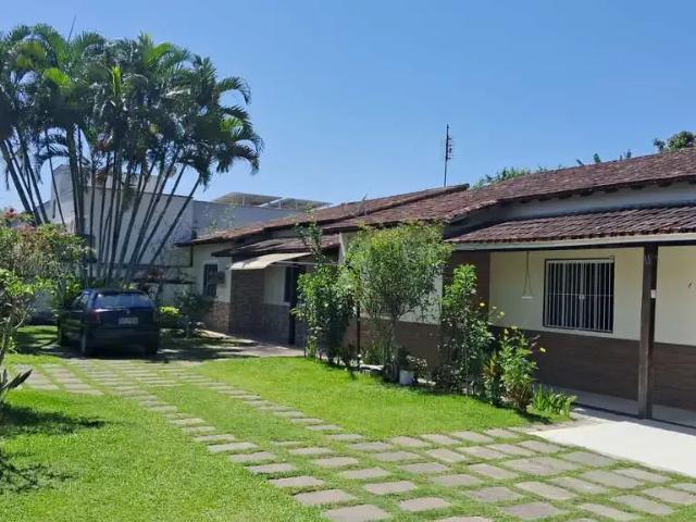 Casa / Sobrado para Venda em Rio das Ostras/RJ Extensão do Bosque 2 Quartos