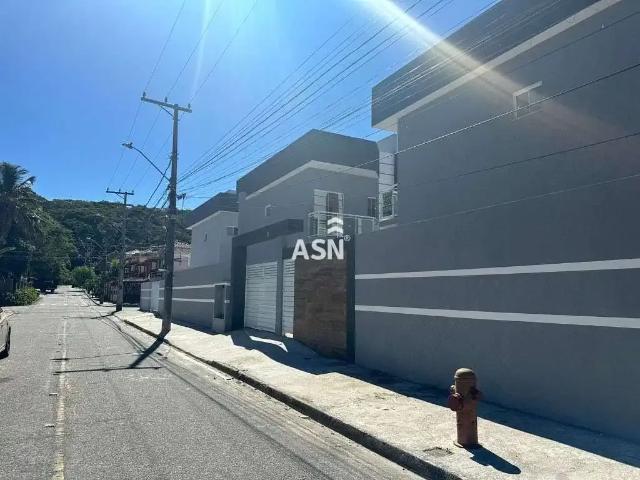 Casa / Sobrado para Venda em Rio das Ostras/RJ Extensão do Bosque 3 Quartos