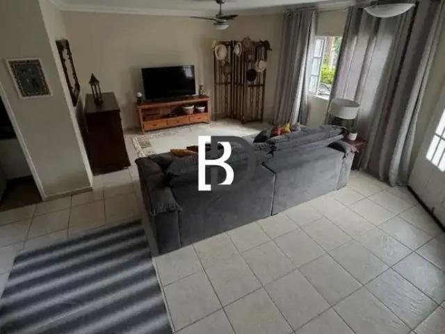 Casa / Sobrado para Venda em Rio das Ostras/RJ Extensão do Bosque 3 Quartos