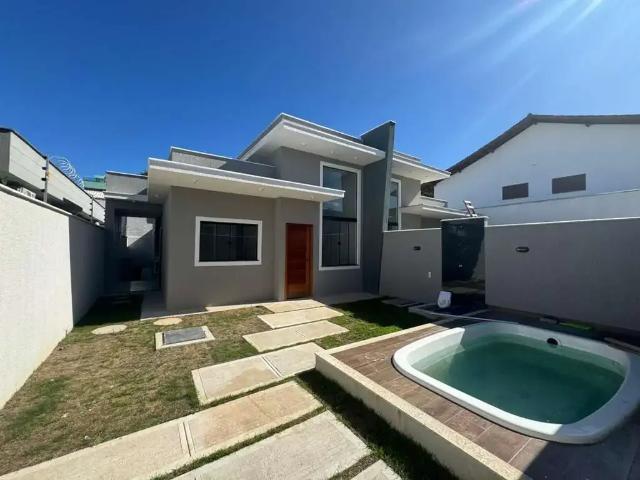 Casa / Sobrado para Venda em Rio das Ostras/RJ Extensão do Bosque 3 Quartos
