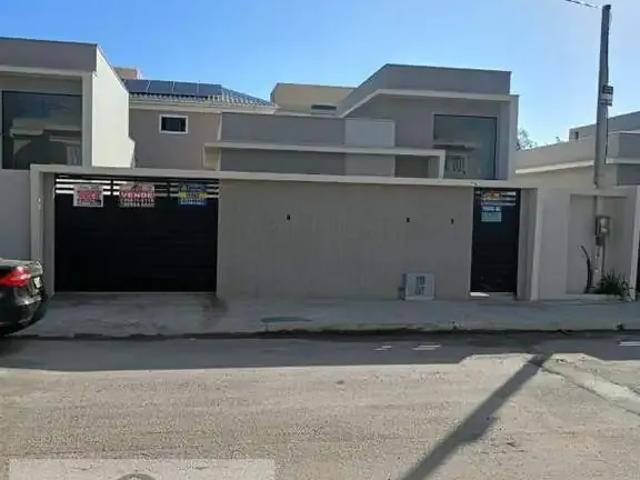 Casa / Sobrado para Venda em Rio das Ostras/RJ Praia Mar 3 Quartos