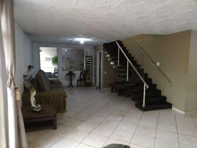 Casa / Sobrado para Venda em Rio das Pedras/SP Centro 3 Quartos