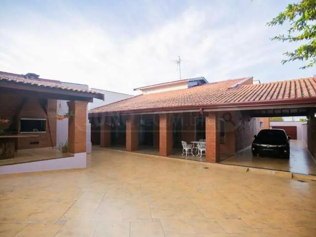 Casa / Sobrado para Venda em Rio das Pedras/SP São Cristovao I 3 Quartos