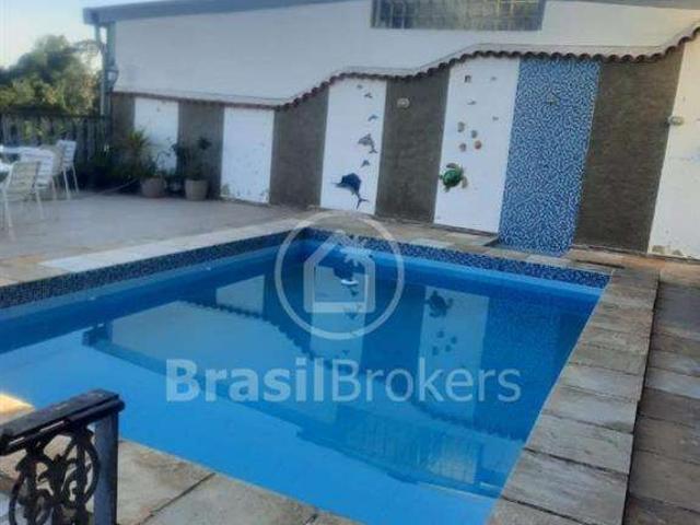 Casa / Sobrado para Venda em Rio de Janeiro/RJ Bancários 4 Quartos