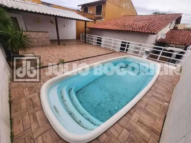 Casa / Sobrado para Venda em Rio de Janeiro/RJ Bancários 4 Quartos