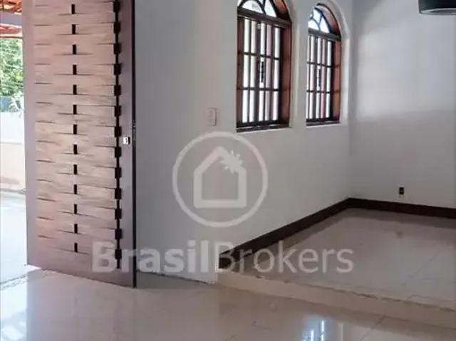 Casa / Sobrado para Venda em Rio de Janeiro/RJ Bancários 4 Quartos