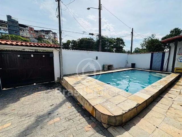 Casa / Sobrado para Venda em Rio de Janeiro/RJ Bancários 5 Quartos