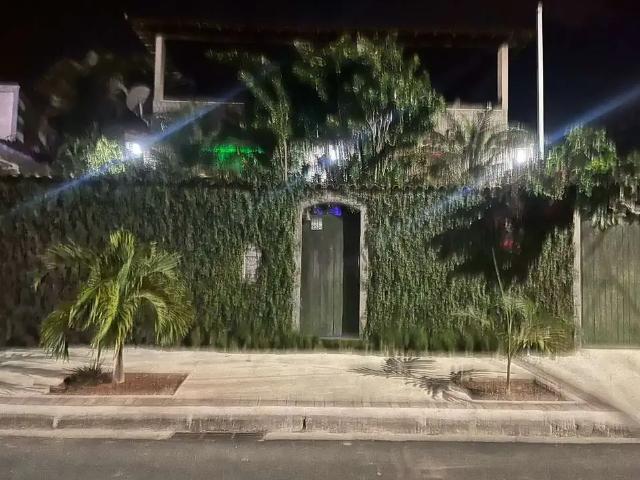 Casa / Sobrado para Venda em Rio de Janeiro/RJ Bancários 3 Quartos