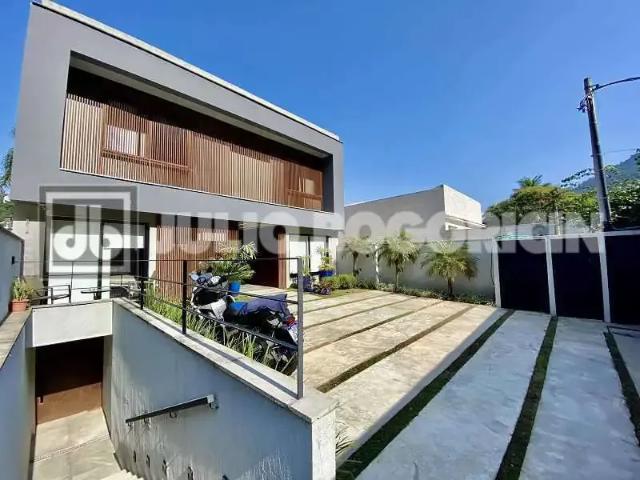 Casa / Sobrado para Venda em Rio de Janeiro/RJ Barra da Tijuca 4 Quartos
