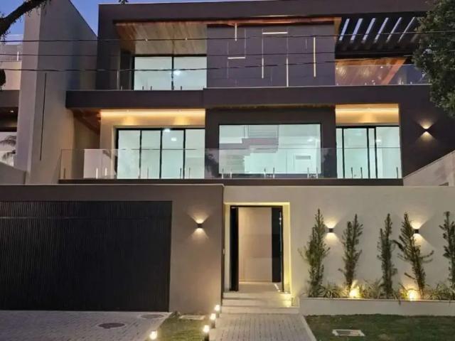 Casa / Sobrado para Venda em Rio de Janeiro/RJ Barra da Tijuca 4 Quartos