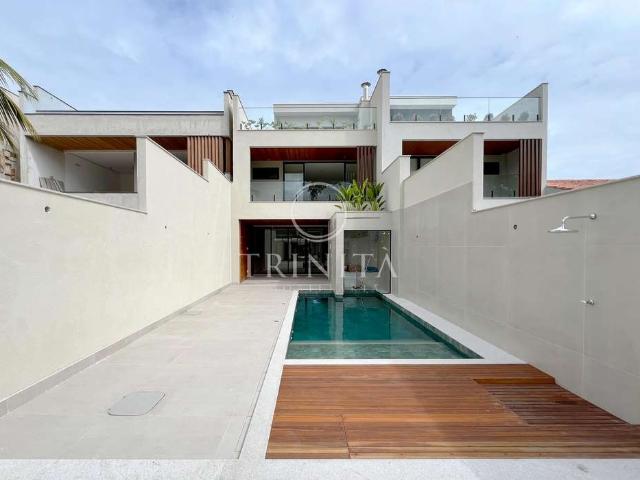 Casa / Sobrado para Venda em Rio de Janeiro/RJ Barra da Tijuca 4 Quartos