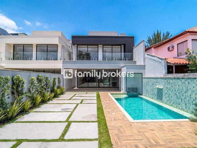 Casa / Sobrado para Venda em Rio de Janeiro/RJ Barra da Tijuca 4 Quartos