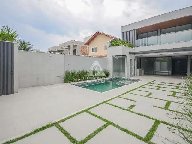 Casa / Sobrado para Venda em Rio de Janeiro/RJ Barra da Tijuca 5 Quartos