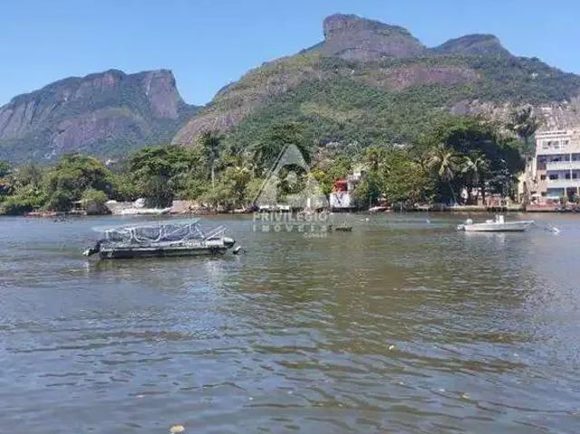 Casa / Sobrado para Venda em Rio de Janeiro/RJ Barra da Tijuca 2 Quartos