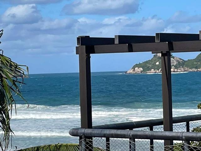 Casa / Sobrado para Venda em Rio de Janeiro/RJ Barra da Tijuca 2 Quartos