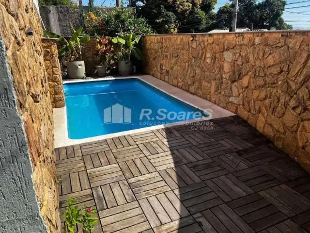 Casa / Sobrado para Venda em Rio de Janeiro/RJ Braz de Pina 3 Quartos