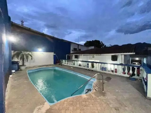 Casa / Sobrado para Venda em Rio de Janeiro/RJ Curicica 3 Quartos