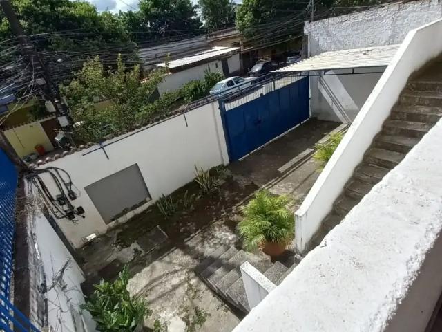 Casa / Sobrado para Venda em Rio de Janeiro/RJ Curicica 4 Quartos