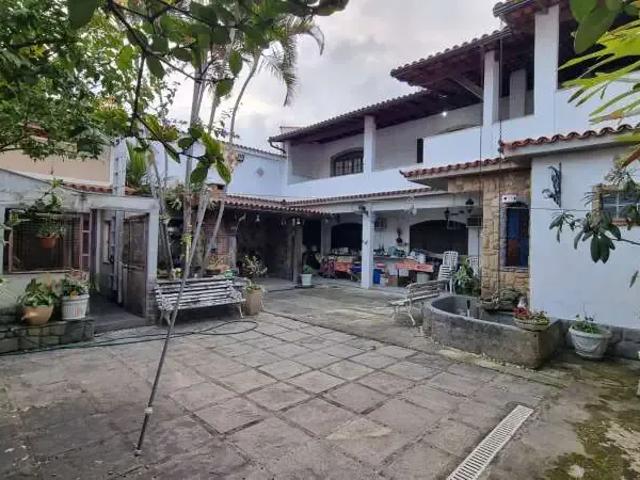Casa / Sobrado para Venda em Rio de Janeiro/RJ Curicica 5 Quartos