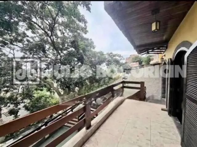 Casa / Sobrado para Venda em Rio de Janeiro/RJ Cacuia 5 Quartos