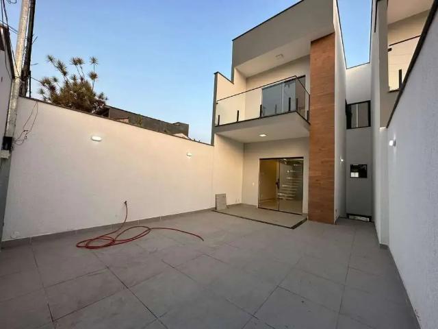 Casa / Sobrado para Venda em Rio de Janeiro/RJ Campo Grande 4 Quartos