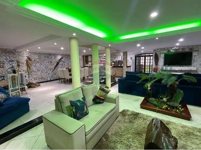 Casa / Sobrado para Venda em Rio de Janeiro/RJ Campo Grande 4 Quartos