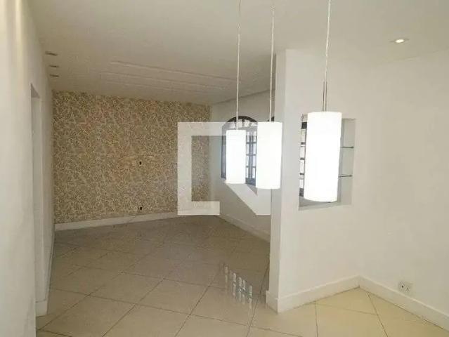 Casa / Sobrado para Venda em Rio de Janeiro/RJ Campo Grande 4 Quartos