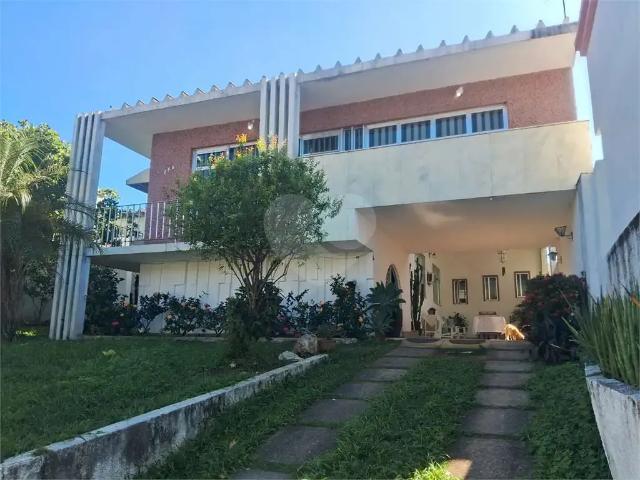 Casa / Sobrado para Venda em Rio de Janeiro/RJ Campo Grande 3 Quartos