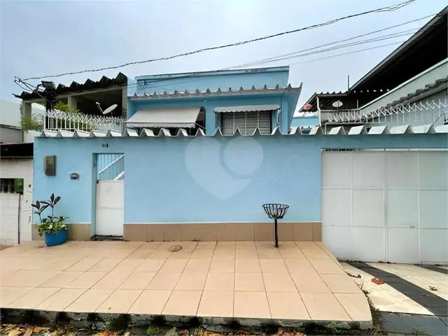 Casa / Sobrado para Venda em Rio de Janeiro/RJ Campo Grande 3 Quartos