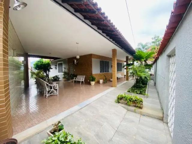 Casa / Sobrado para Venda em Rio de Janeiro/RJ Campo Grande 3 Quartos