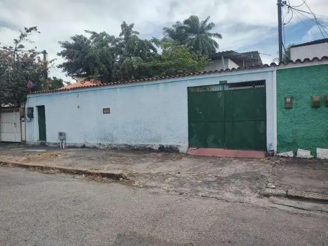 Casa / Sobrado para Venda em Rio de Janeiro/RJ Campo Grande 3 Quartos