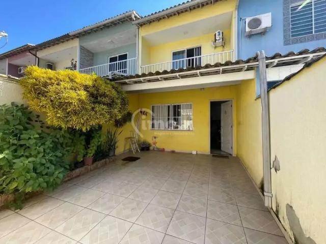 Casa / Sobrado para Venda em Rio de Janeiro/RJ Campo Grande 3 Quartos