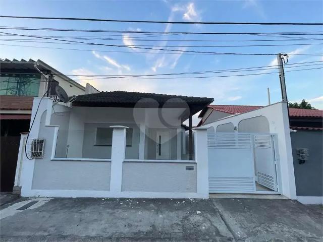 Casa / Sobrado para Venda em Rio de Janeiro/RJ Campo Grande 3 Quartos