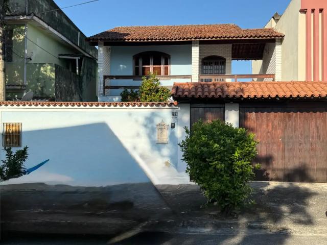 Casa / Sobrado para Venda em Rio de Janeiro/RJ Campo Grande 3 Quartos