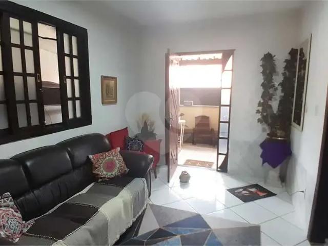 Casa / Sobrado para Venda em Rio de Janeiro/RJ Campo Grande 3 Quartos