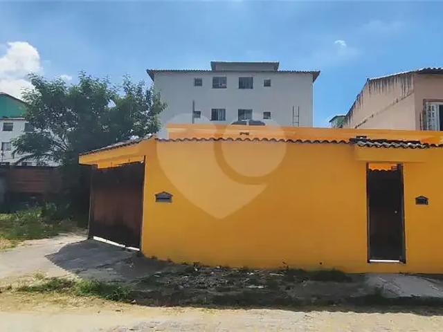 Casa / Sobrado para Venda em Rio de Janeiro/RJ Campo Grande 3 Quartos